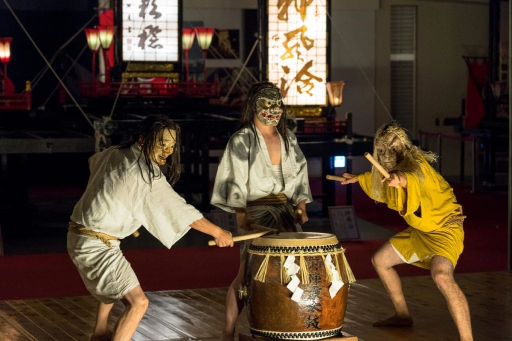 Japan Two Week Itinerary: Where to go on your first visit (2024 Guide)