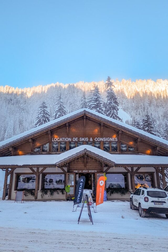 The Ultimate Guide to Skiing in Chatel, France (2025 Guide)