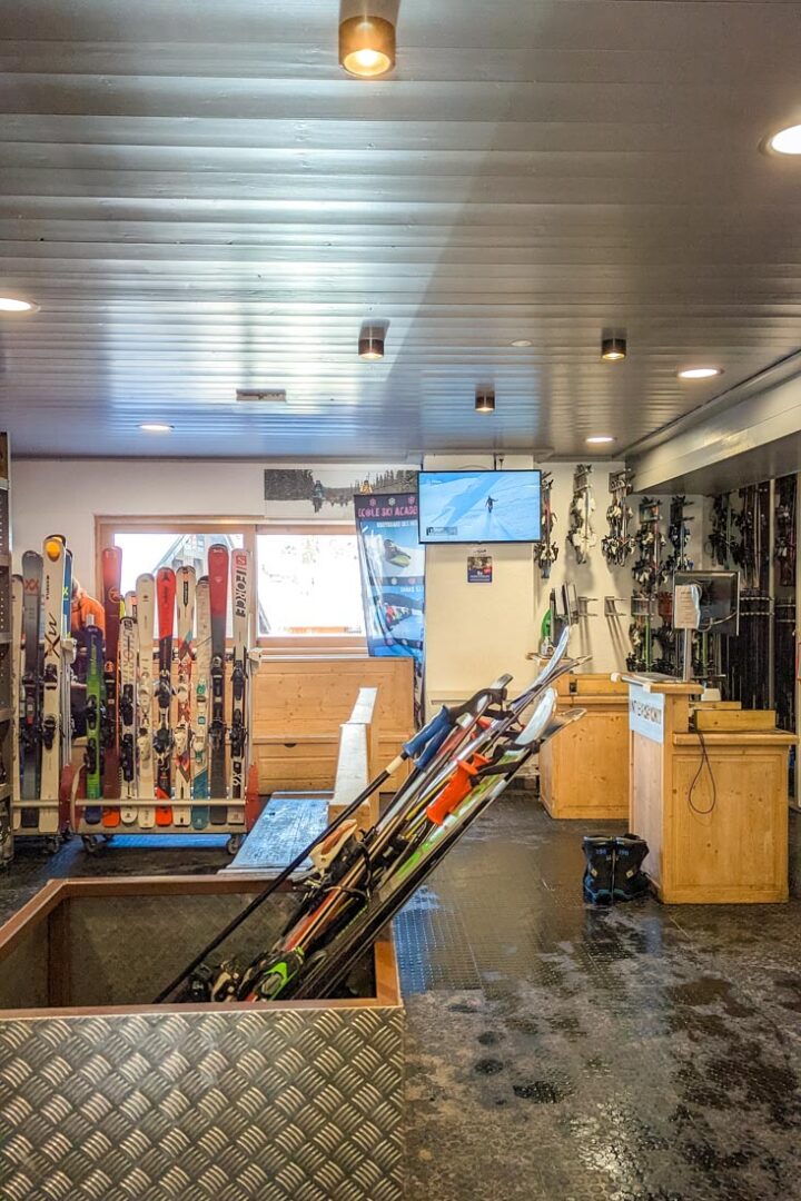 The Ultimate Guide to Skiing in Chatel, France (2025 Guide)