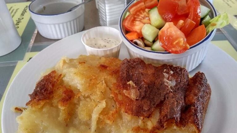 10 Dishes You Have to Eat in Nova Scotia, Canada (2024 Guide)